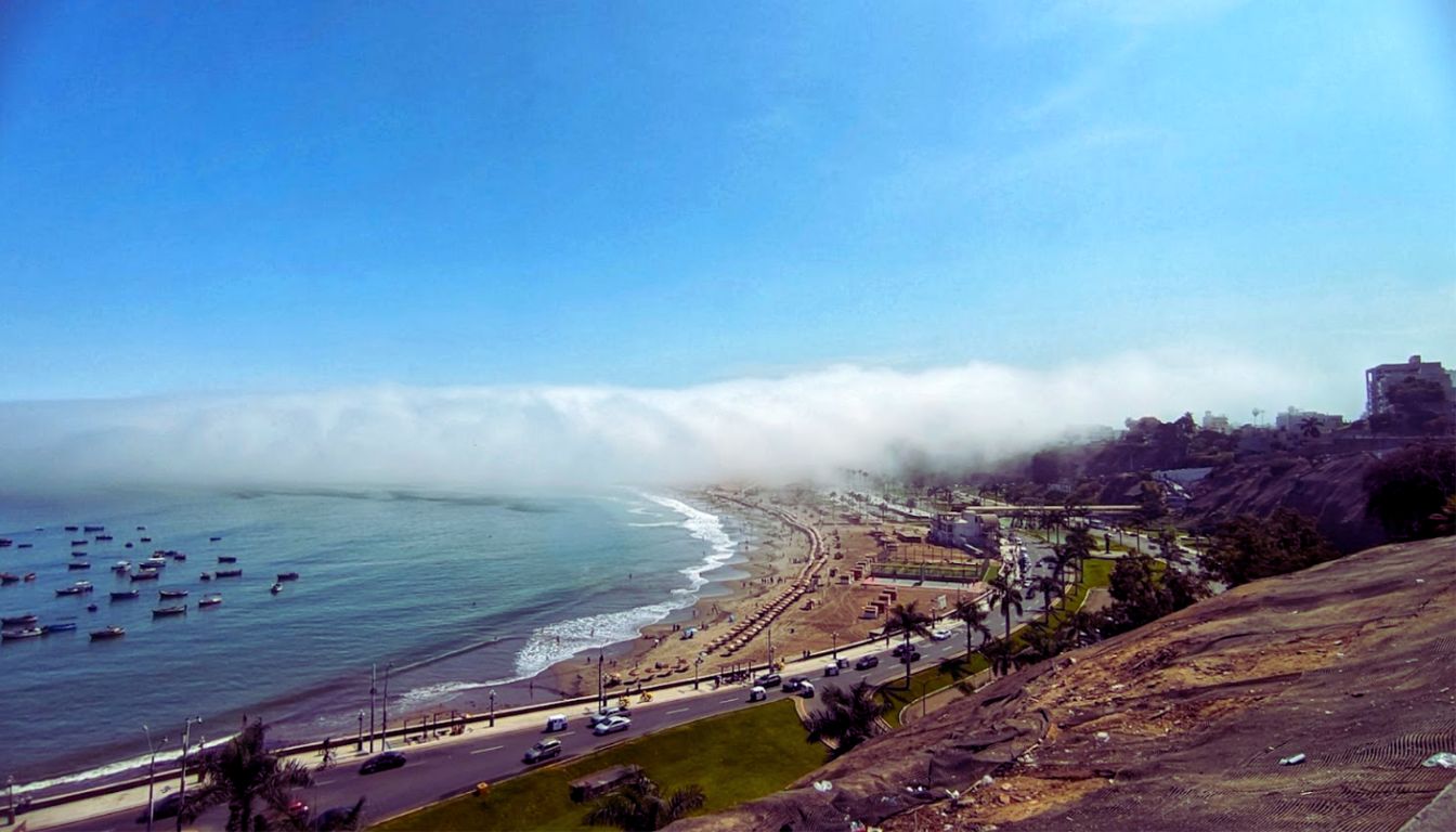 📍Playa Agua Dulce: El Corazón Del Verano Limeño