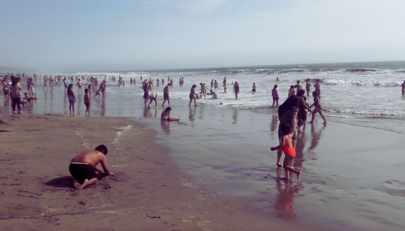 📍Playa Costa Azul: El Renacer De Un Paraíso Urbano En Ventanilla