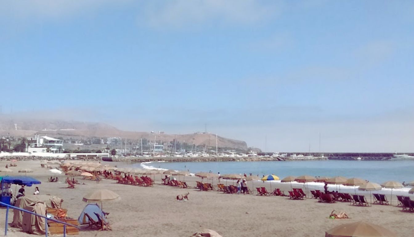📍Playa Yuyos: Encanto Urbano Y Olas Para Todos En Barranco